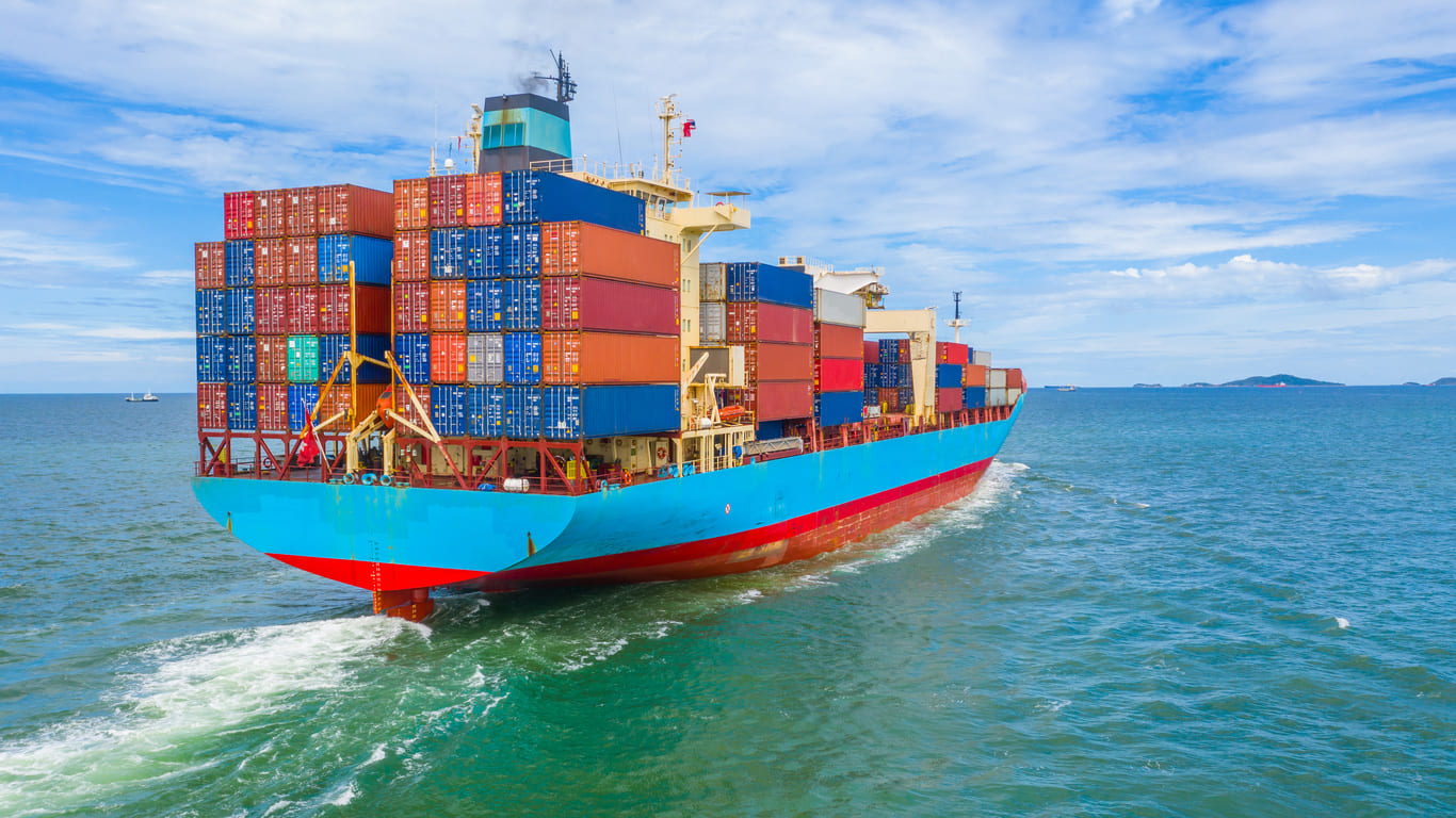 New vs Used Shipping Containers: Wind and Watertight Guide - Boxtainer Inc.